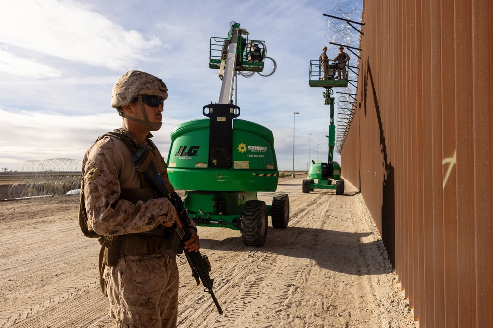 DVIDS - Images - Marines reinforce the southern border barrier [Image 1 ...
