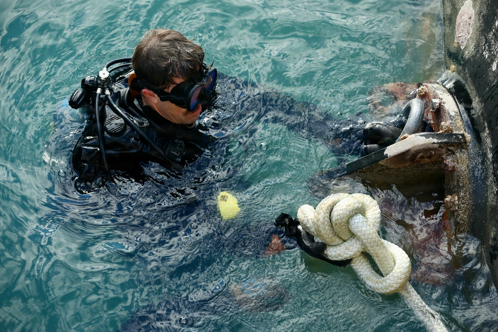 DVIDS - Images - 22NCR Seabee Divers Support Fleet Readiness in Spain ...