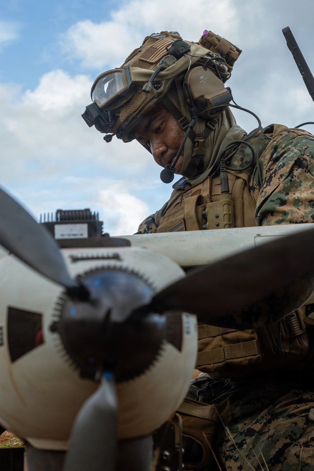 DVIDS - Images - 3rd MLR Marines refine reconnaissance skills through UAS field training [Image ...