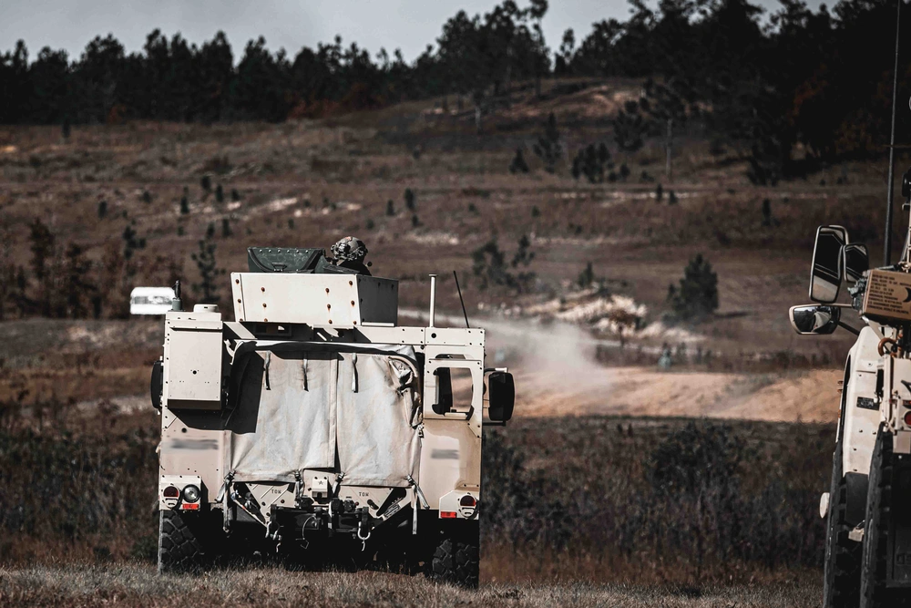 DVIDS - Images - Convoy Live-Fire [Image 12 of 23]