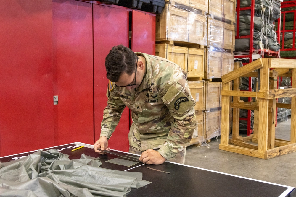 DVIDS - Images - Army Rigger Competition Marks 75th Anniversary of the ...