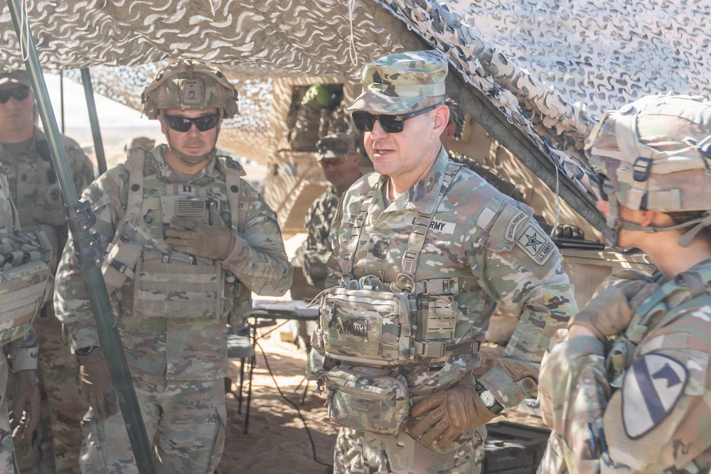 DVIDS - Images - Sergeant Major of the Army Michael R. Weimer visits ...