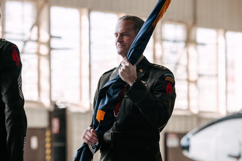 DVIDS - Images - Lt. Gen. Ferguson takes command of USASOC [Image 5 of 17]