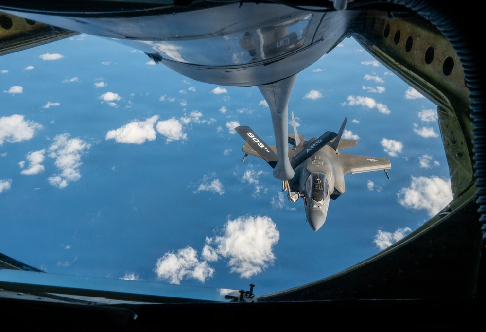 DVIDS - Images - Joint force in motion: Marines and Airmen integrate ...