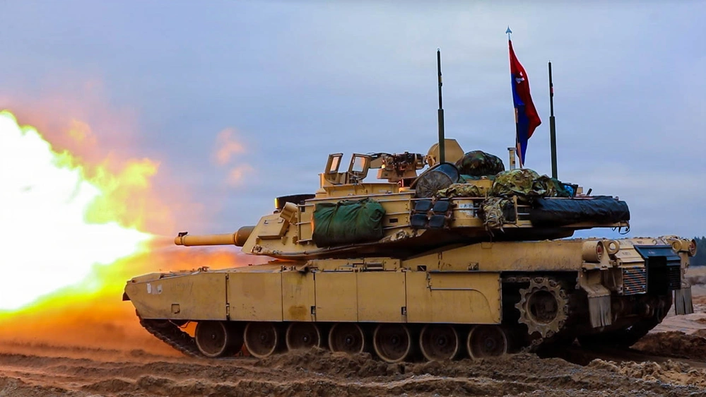 DVIDS - Images - Polish Commander fires M1A2 Abrams tank for first time ...