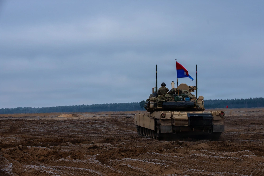 DVIDS - Images - Polish commander fires M1A2 Abrams tank for first time ...