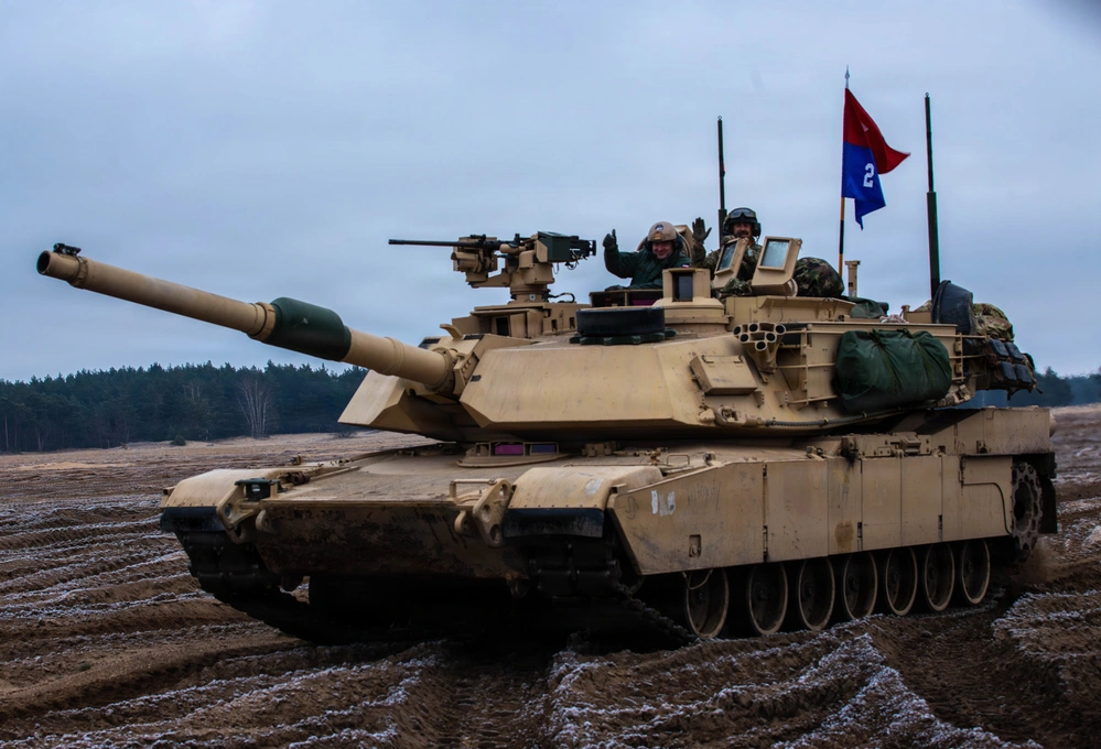 DVIDS - Images - Polish Commander fires M1A2 Abrams tank for first time ...