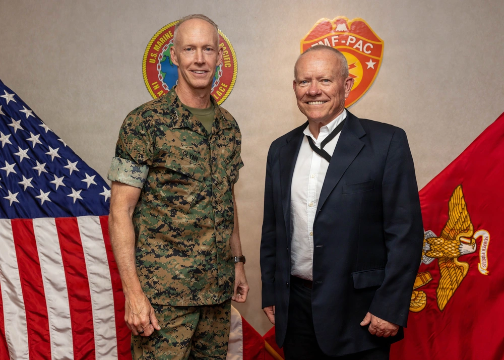 DVIDS - Images - MARFORPAC Commander meets with Keen Edge 2026 lead mentor