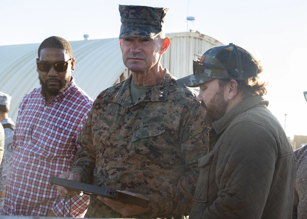 DVIDS - Images - 1st MARDIV Commanding General observes maritime domain ...