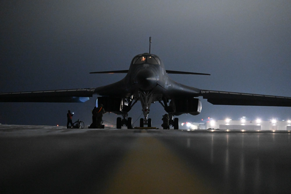 DVIDS - Images - B-1B Lancers return to Ellsworth Air Force Base [Image ...