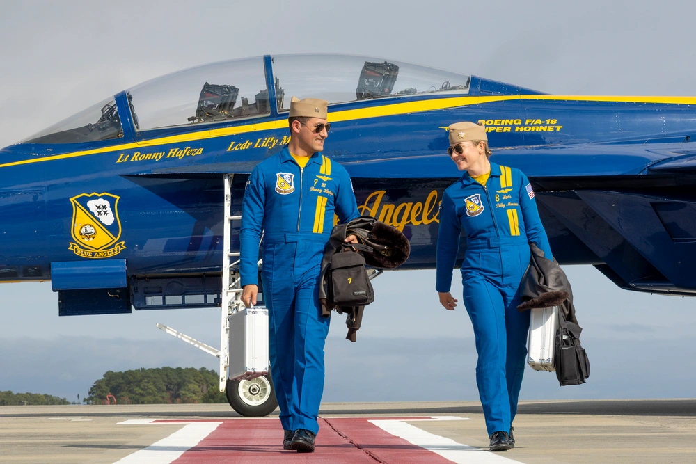 DVIDS - Images - Blue Angels visit MCAS Cherry Point