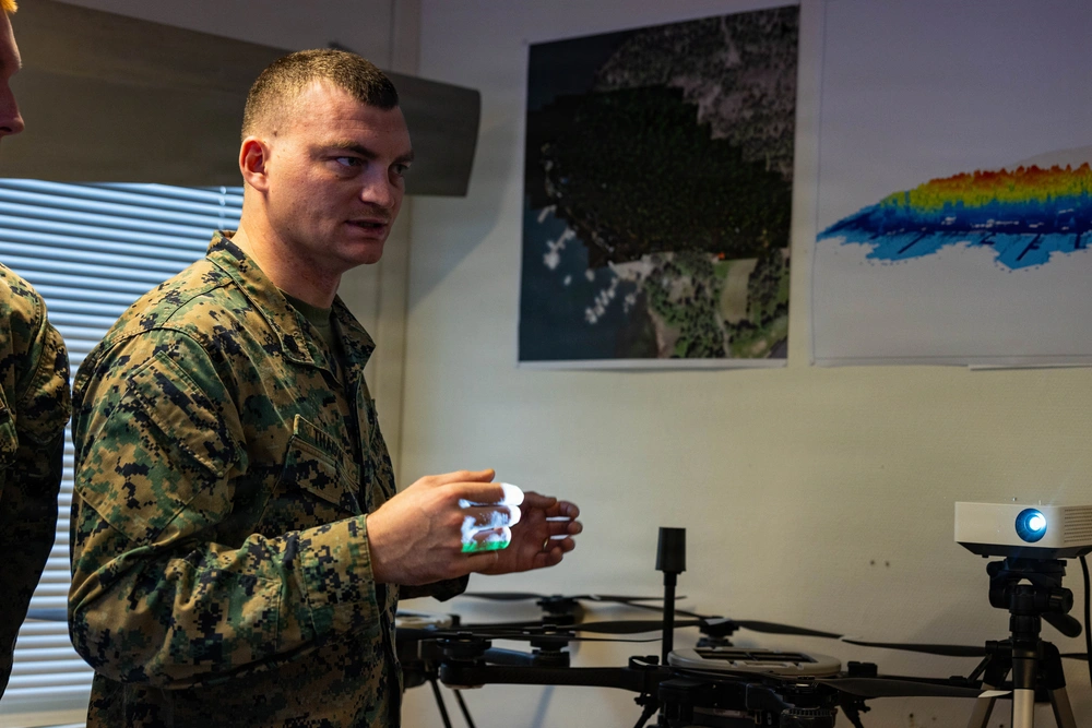 DVIDS - Images - 2nd MLG Commanding General visits Marines deployed in ...