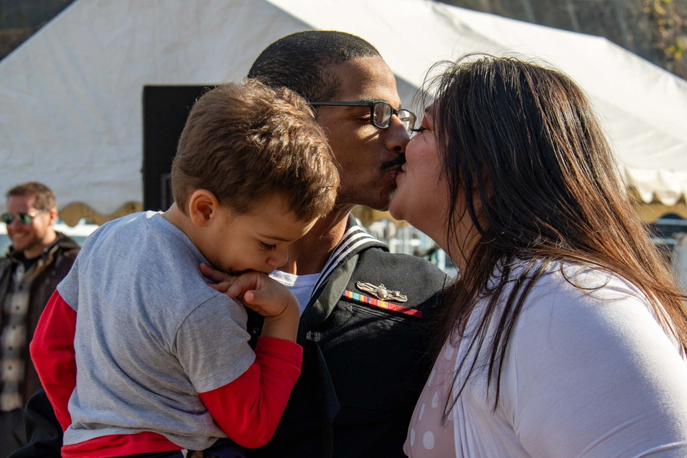 DVIDS - Images - George Washington returns to Commander, Fleet ...