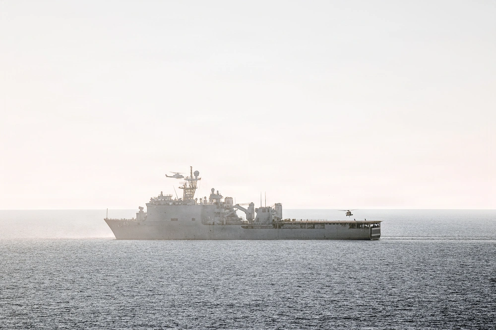 DVIDS - Images - 11th MEU Marines, Sailors Conduct VBSS Exercise Aboard ...