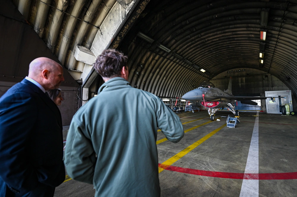 DVIDS - Images - U.S. Consul General visits Spangdahlem Air Base [Image 2 of 3]