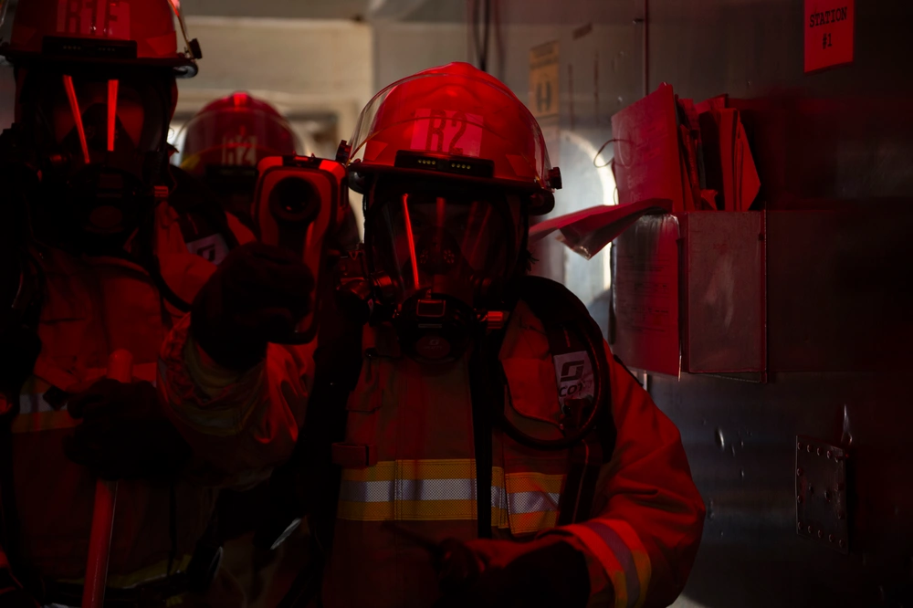 DVIDS - Images - Sailors aboard USS Blue Ridge Conducts Damage Control ...