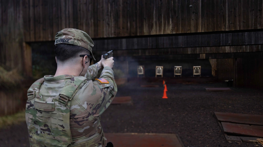 DVIDS - Images - Norweign Sharpshooter Badge [Image 3 of 5]