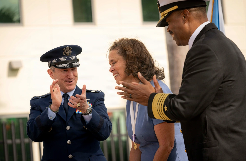 DVIDS - Images - SOUTHCOM Retirement and Relinquishment-of-Command ...