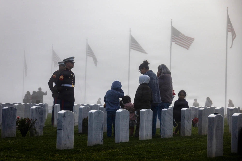 DVIDS - Images - Wreaths Across America at Miramar National Cemetery ...
