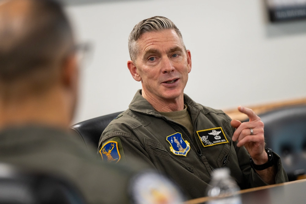DVIDS - Images - ACC leaders visit the Idaho Air National Guard [Image ...