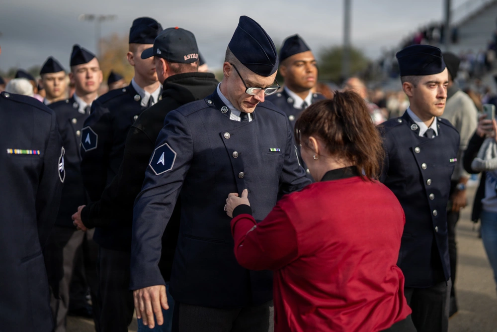 DVIDS - Images - New Uniform, Same Gateway: Space Force Graduates at ...