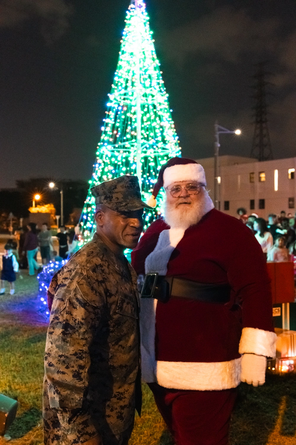 DVIDS - Images - Camp Foster lights Christmas tree near Ocean Breeze ...