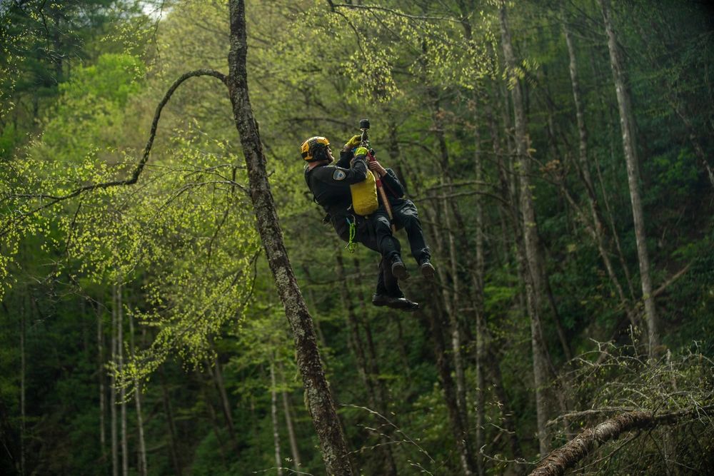 DVIDS - Images - NCNG Soldiers Participate in Helicopter Aquatic Rescue ...