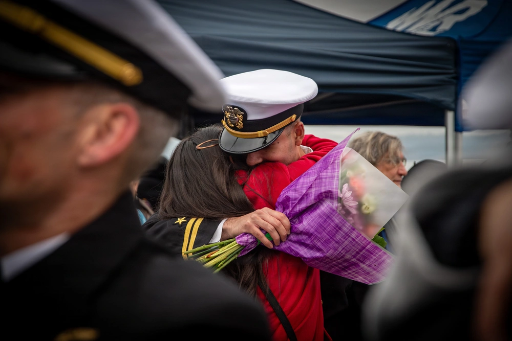 DVIDS - Images - USS Gridley Returns To Naval Station Everett [Image 4 ...