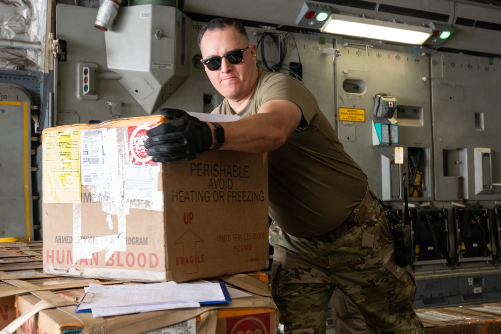 DVIDS - Images - 16th EAS conducts cargo mission within CENTCOM [Image ...