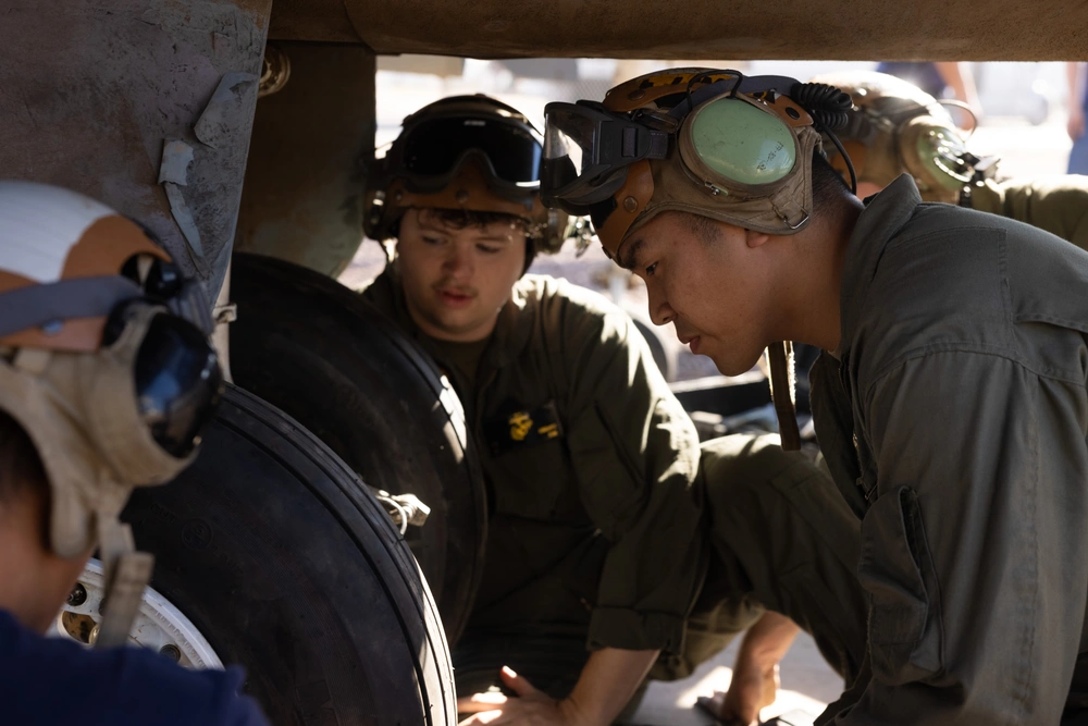 DVIDS - Images - MCAS Yuma AV-8B Harrier II Static Display Swap [Image ...