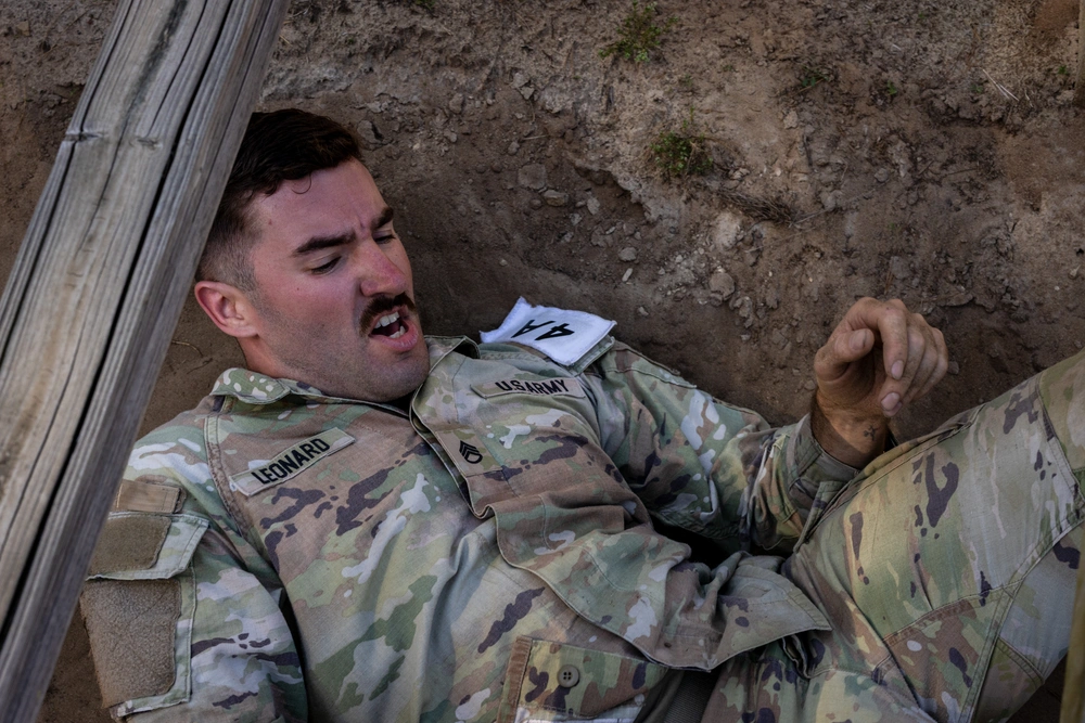 DVIDS - Images - USARC Best Squad Competition Obstacle Course [Image 50 ...