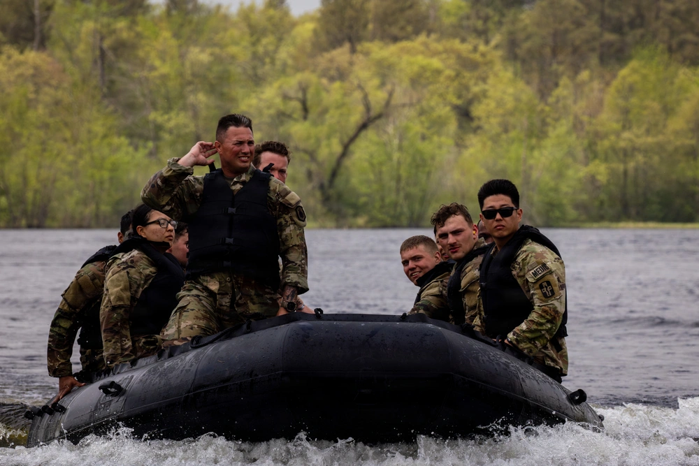 DVIDS - Images - USARC Best Squad Helocast [Image 33 of 36]