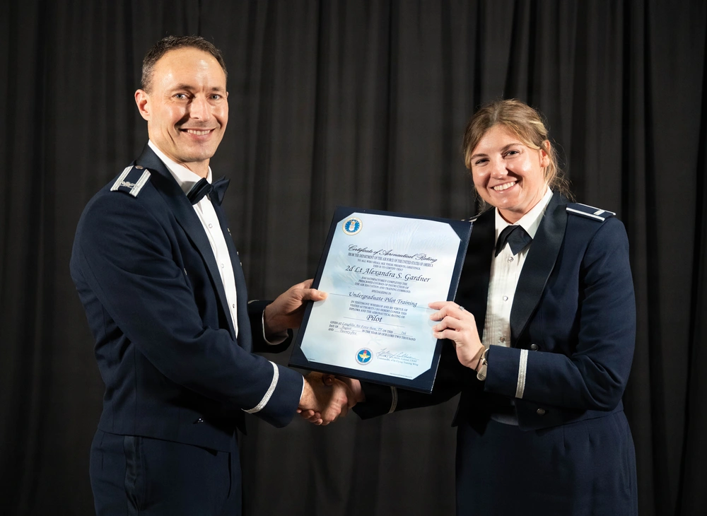 DVIDS - Images - Graduating the Future of Flight: Class 25-13 [Image 21 ...