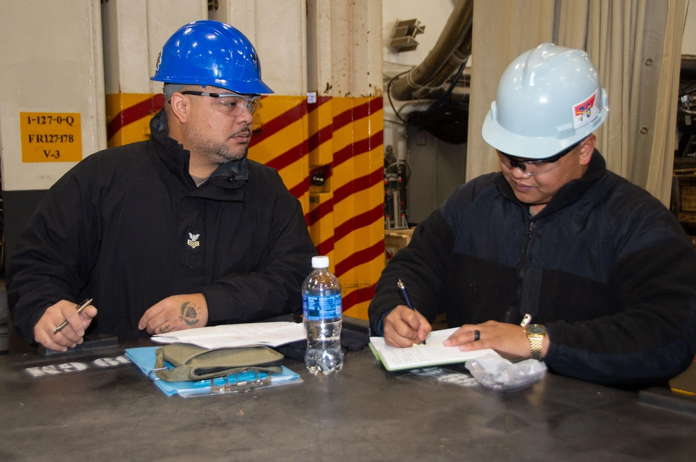 DVIDS - Images - Sailors Conduct Daily Operations [Image 4 of 4]