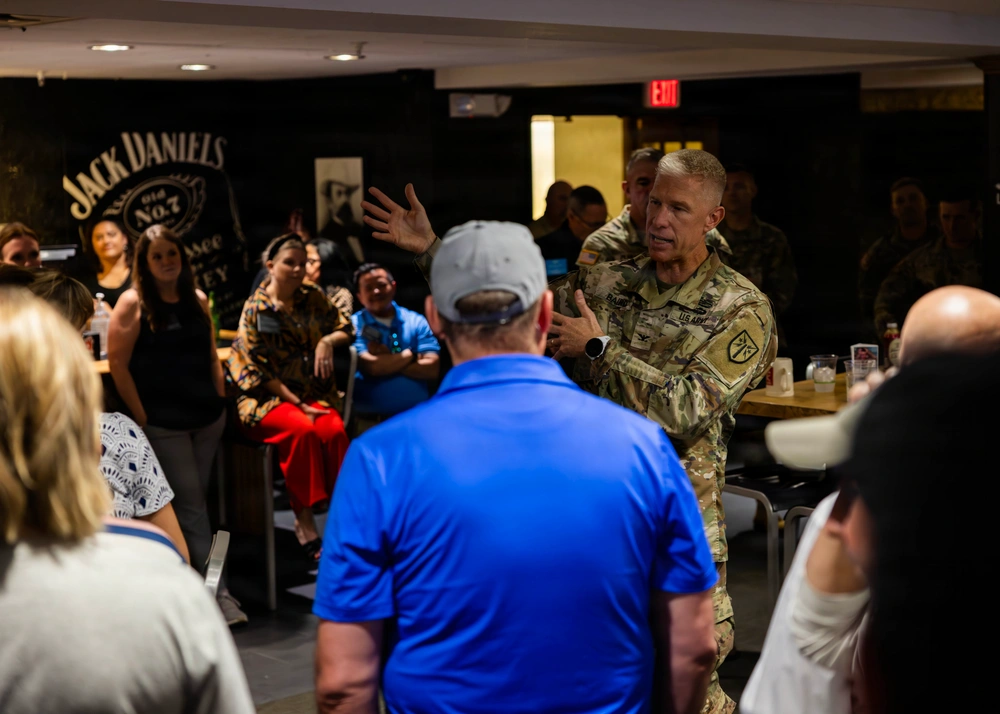 DVIDS - Images - Leadership Oklahoma Class 38 Visits Fort Sill [Image 1 ...