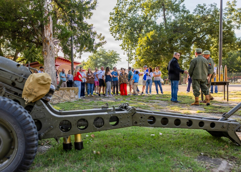 DVIDS - Images - Leadership Oklahoma Class 38 Visits Fort Sill [Image 2 ...