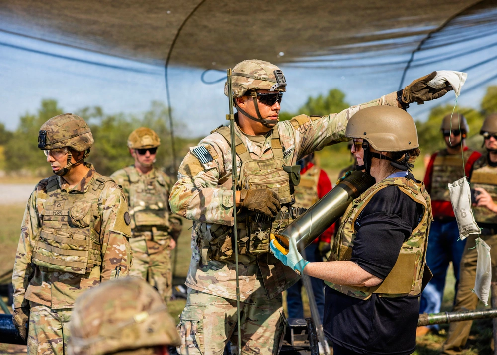 DVIDS - Images - Leadership Oklahoma Class 38 Visits Fort Sill [Image ...