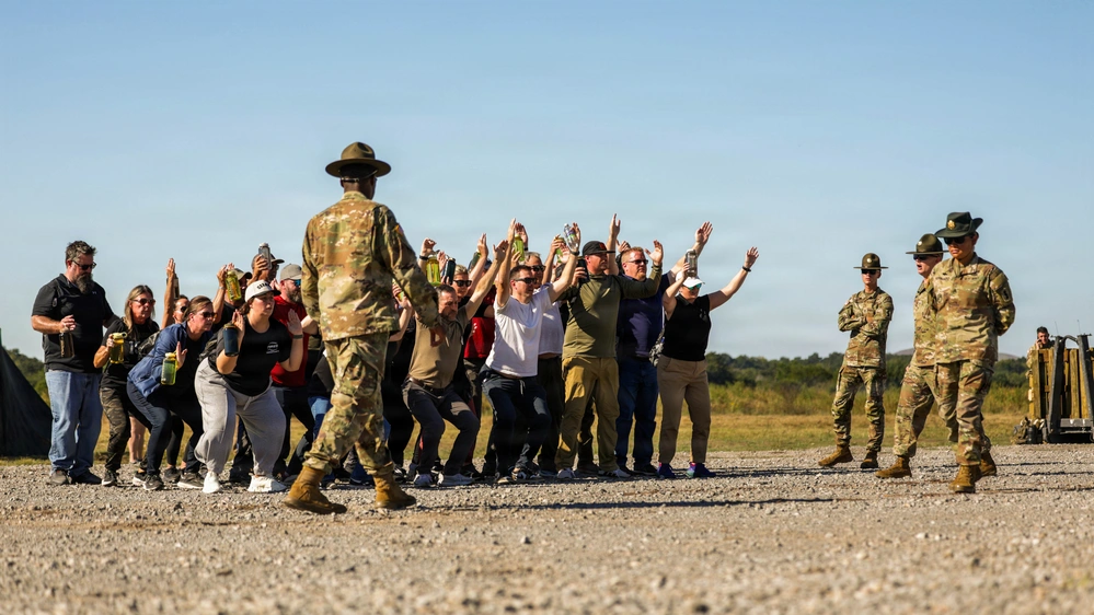 DVIDS - Images - Leadership Oklahoma Class 38 Visits Fort Sill [Image ...