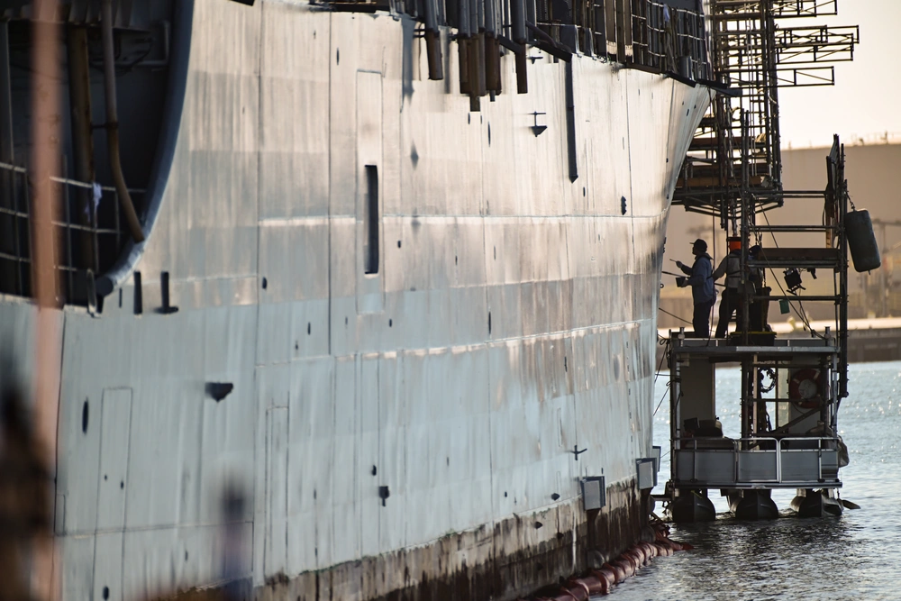 DVIDS - Images - Self Defense Test Ship Gets Hull Paint Refresh Ahead ...