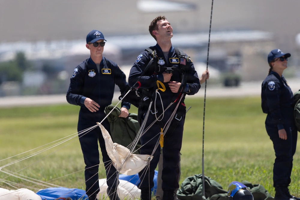 DVIDS - Images - Wings of Blue Tinker Air Show 2025 [Image 11 of 11]