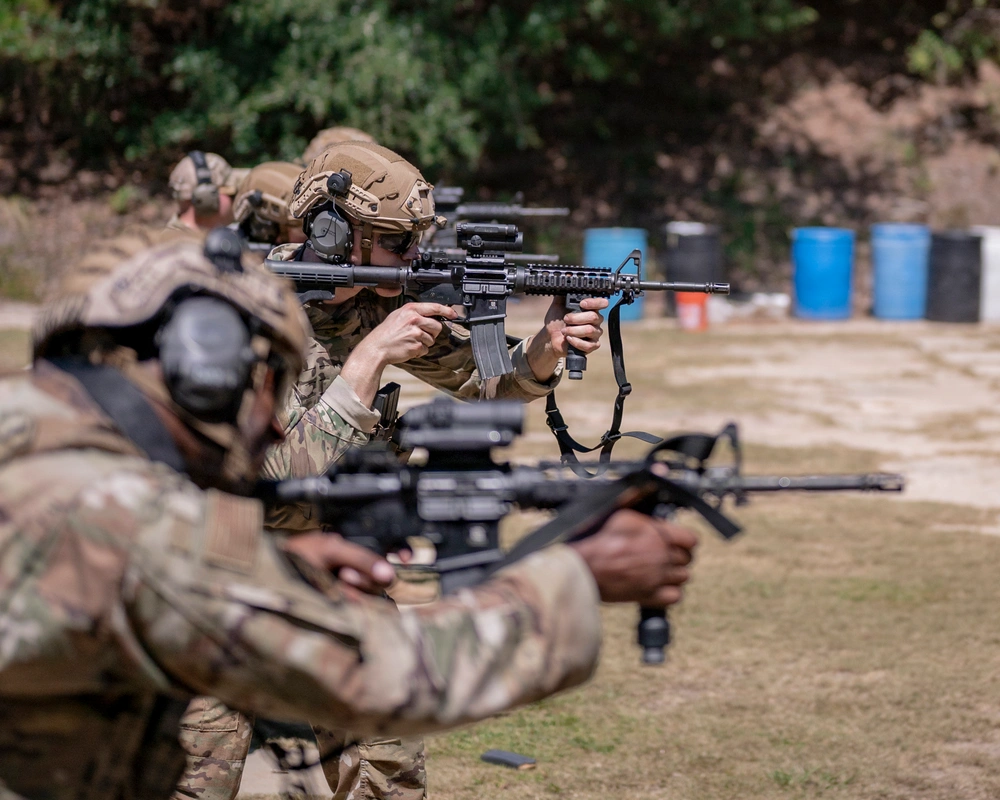 DVIDS - Images - Combat Camera range day [Image 9 of 10]