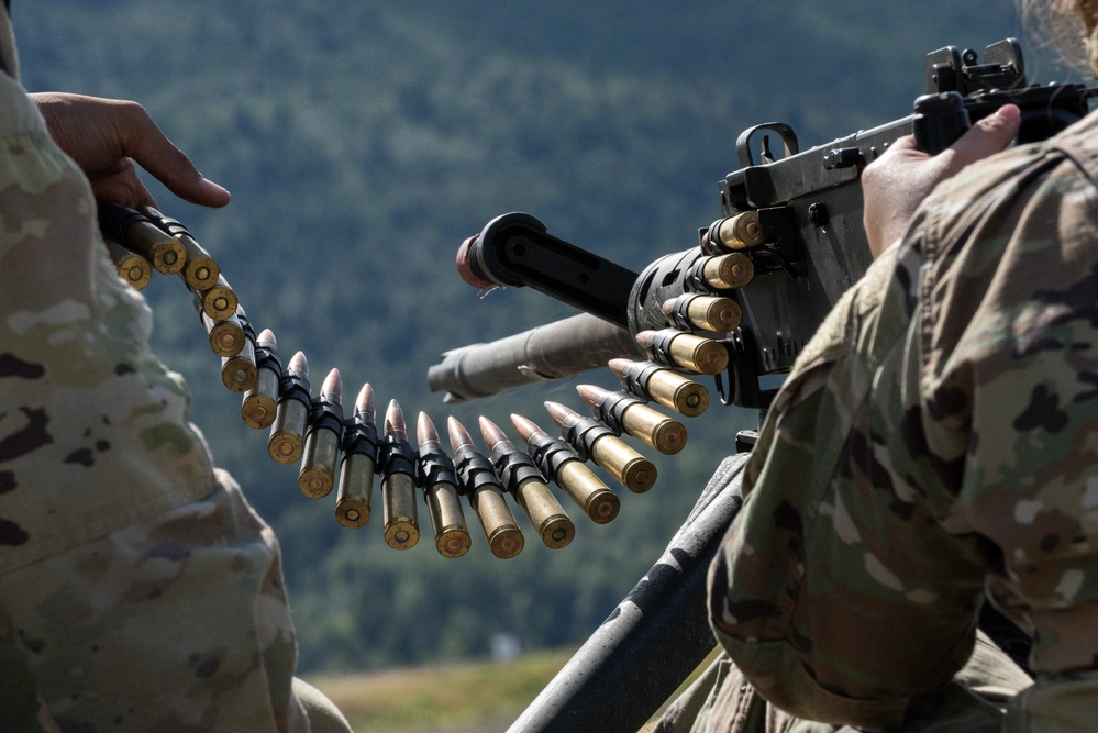 DVIDS - Images - Alaska Army National Guardsmen conduct crew-served ...
