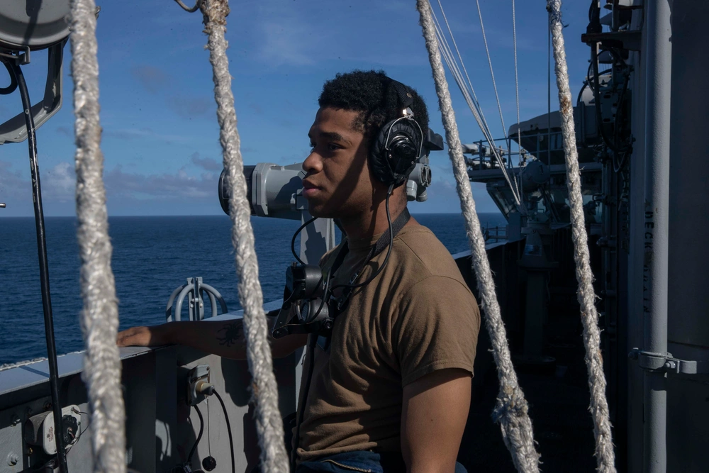 DVIDS - Images - USS Abraham Lincoln conducts routine operations ...