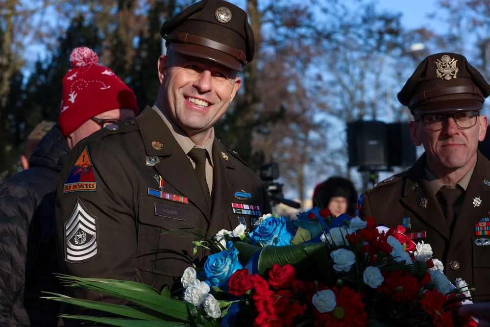 DVIDS - Images - U.S. Army Garrison Poland leaders honor Polish heroes ...