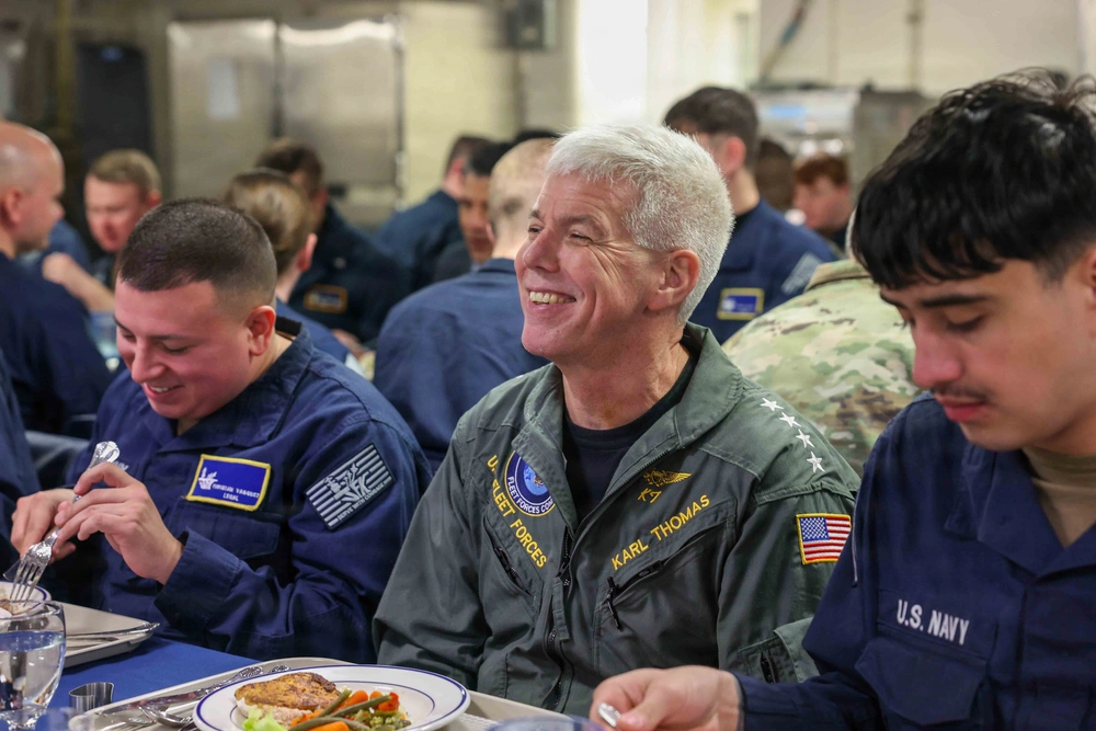 DVIDS - Images - Commander, USFFC visits PCU John F. Kennedy [Image 13 ...