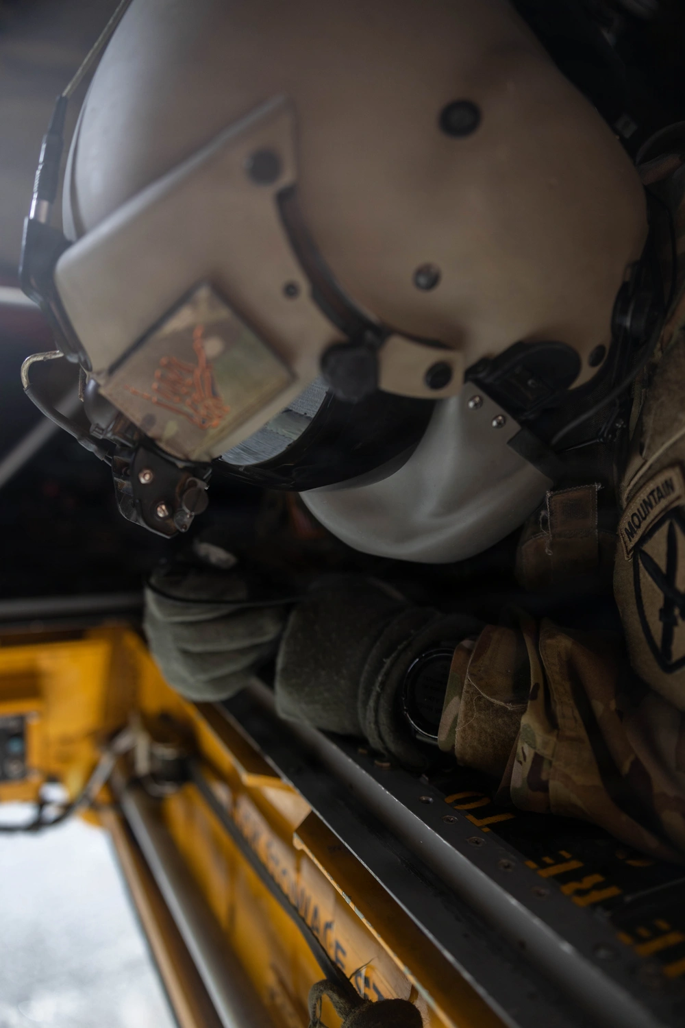 DVIDS - Images - Marines sling load Army Infantry Squad Vehicle [Image ...