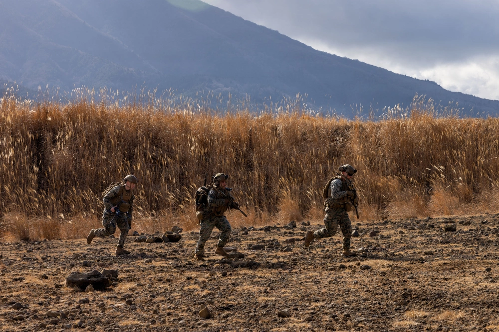 DVIDS - Images - Fuji Viper 26.2 | V16 Platoon Attacks [Image 3 of 12]