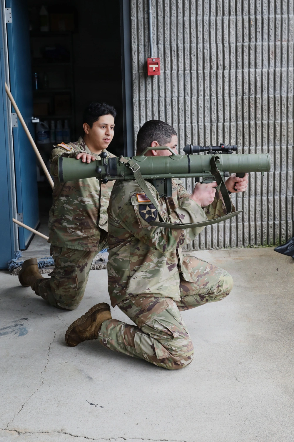 DVIDS - Images - 3-161 Soldiers conduct weapons lanes for E2B ...