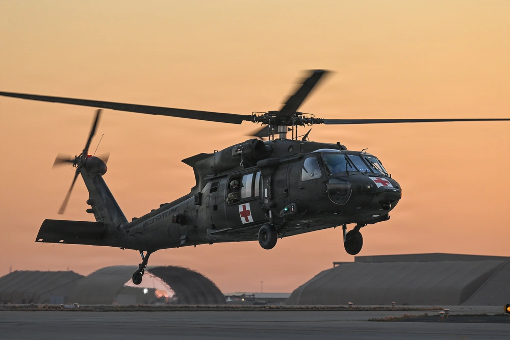 DVIDS - Images - MEDEVAC Blood Pick-up [Image 2 of 5]