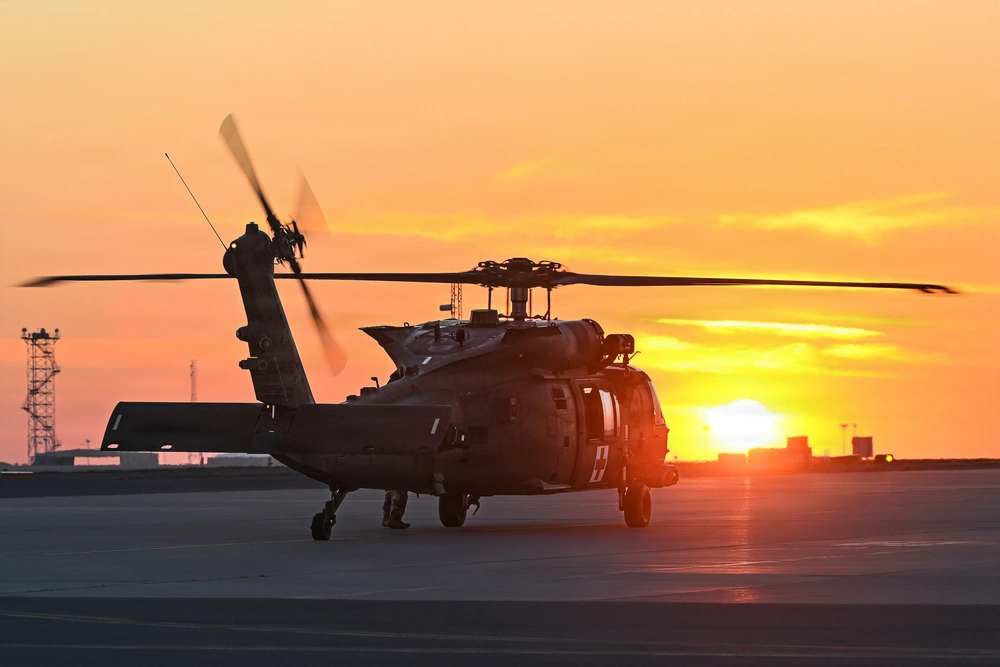 DVIDS - Images - MEDEVAC Blood Pick-up [Image 4 of 5]